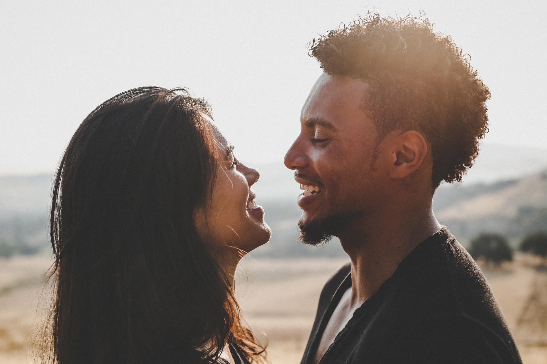 How to know if two souls are connected: 15 signs to look for